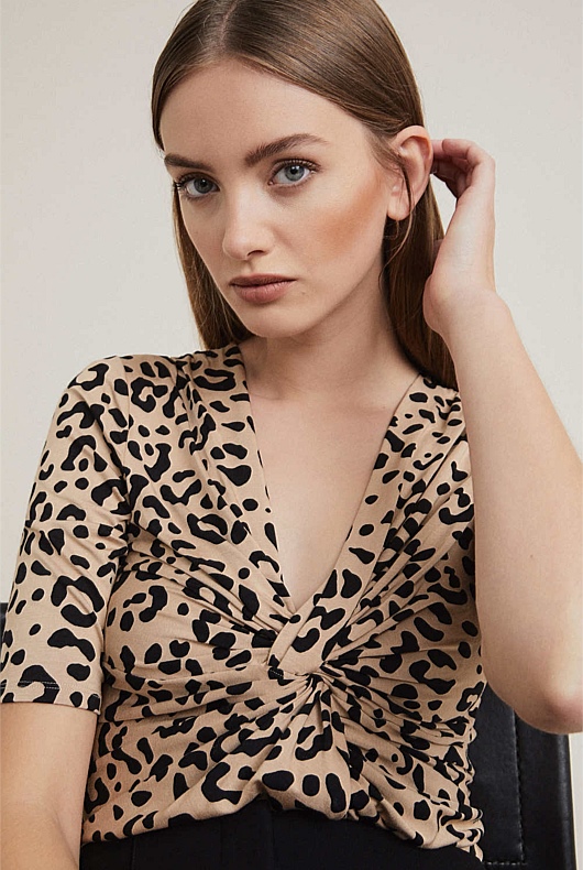 Print Knot Front Top