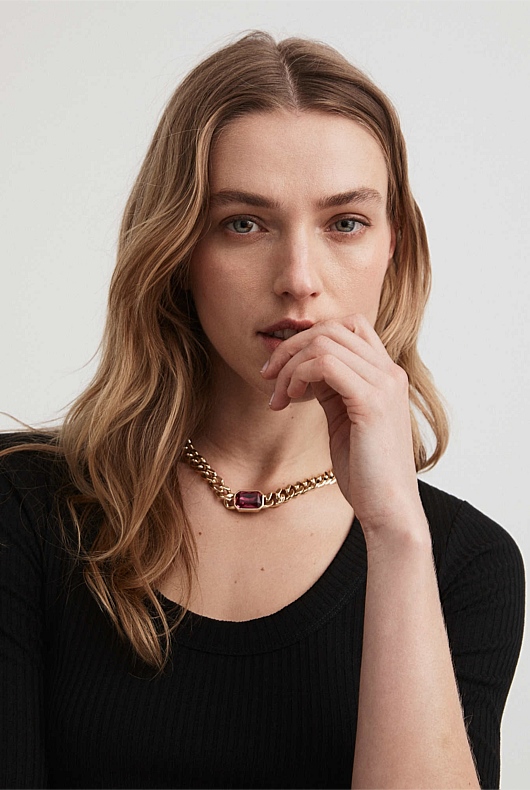 Fuchsia Crystal Chain Necklace - Women's Necklaces | Witchery